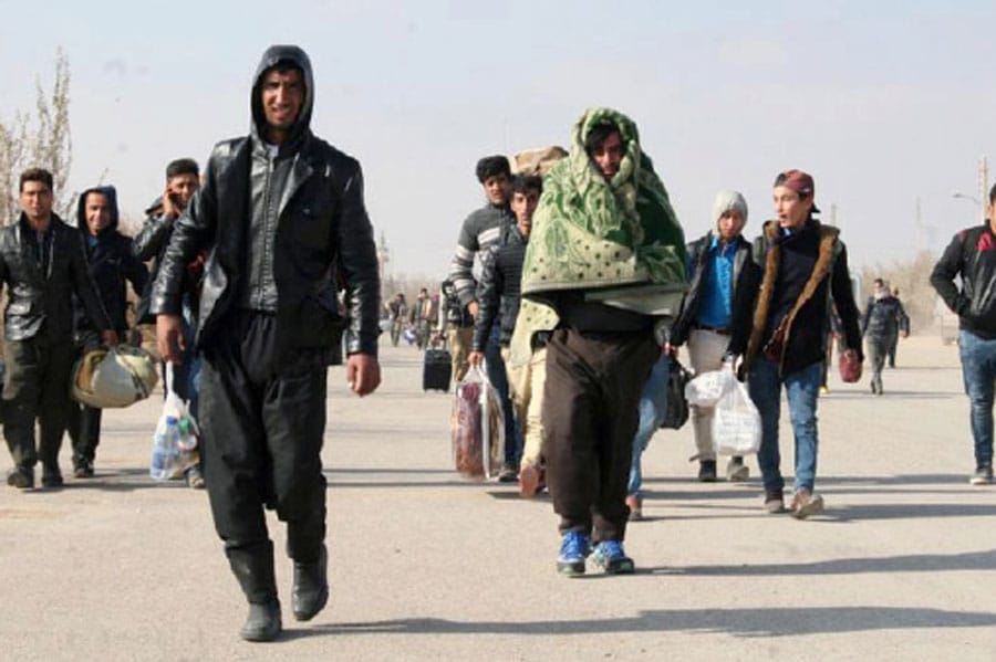Iran Sets 13-day Deadline for Afghanistani Migrants to Evacuate ...